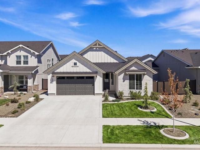 1940 E Phenomenal St, Meridian, ID 83642