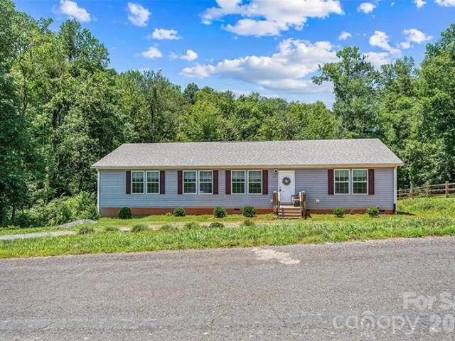 1940 Eastbrook Cir, Morganton, NC 28655