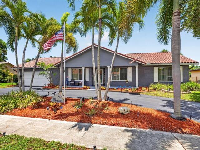 1940 SW 73rd Ave, Plantation, FL 33317