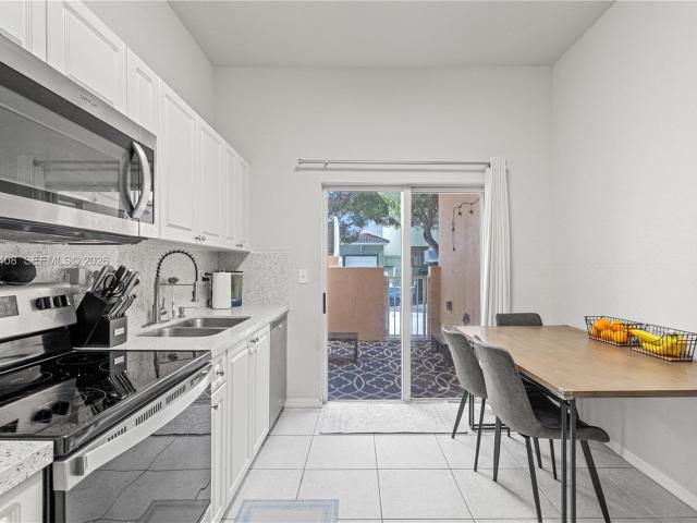 1940 SE 24th Ter, Homestead, FL 33035 | MLS #A11955