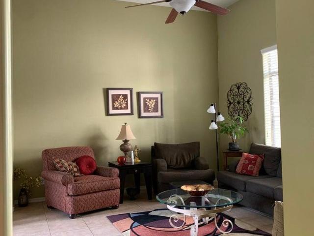 1940 W Faria Lane