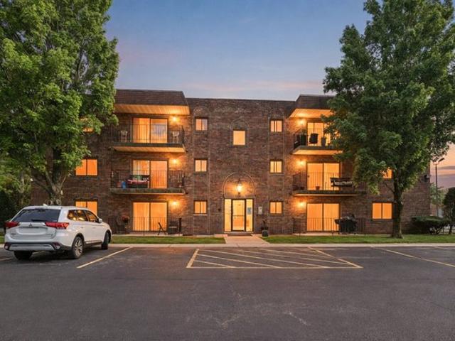 1940 183rd St Apt 2C, Homewood, IL 60430