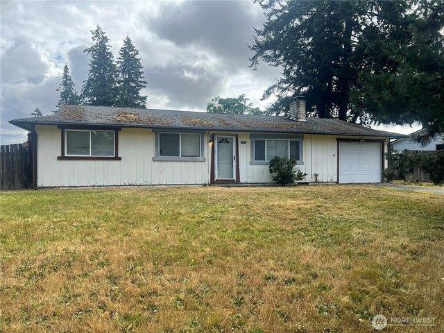 19413 Crescent Dr E, Spanaway, WA 98387