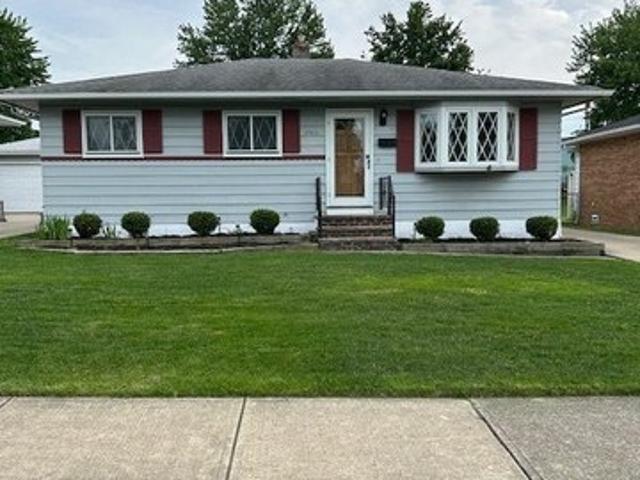 19411 Parkmount Ave, Cleveland, OH 44135