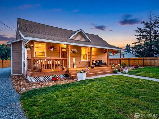 19412 Adams St NW, Soap Lake, WA 98851