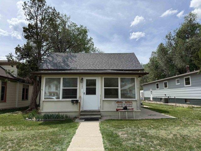 1941 Albany Ave, Hot Springs, SD 57747