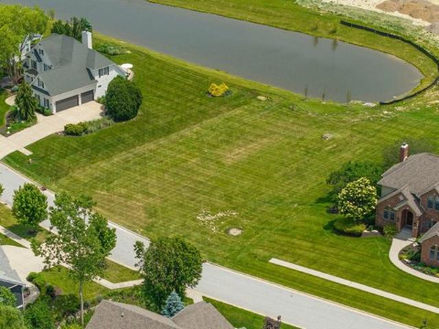 1941 Bramble Trce, Chesterton, IN 46304