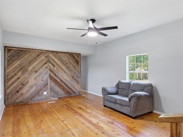 1941 Lariat Ln, Burleson, TX 76028 | MLS #21321