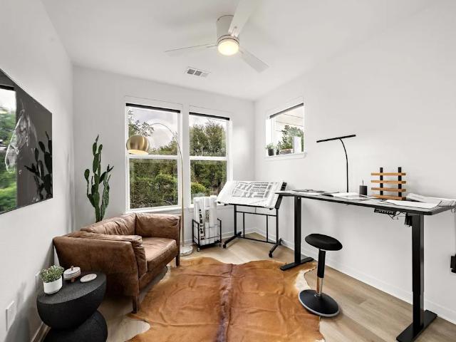 1941 Sawdust Road 0420