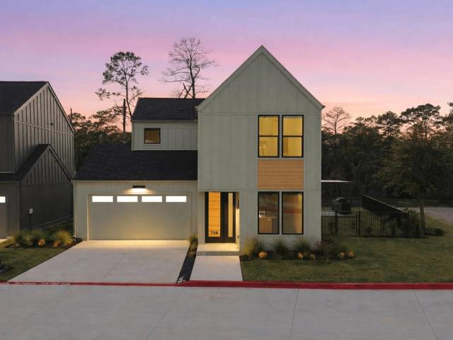 1941 Sawdust Road 3214