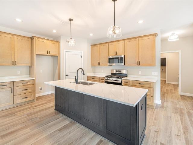 1941 Sequoia Drive