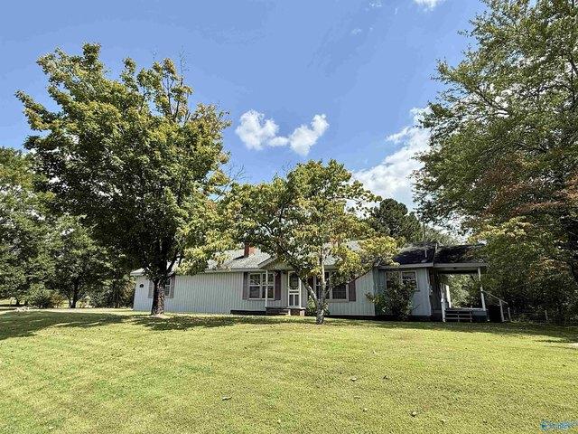 1941 Tabor Rd, Gadsden, AL 35904