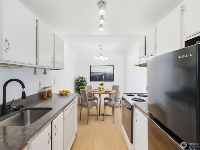 1941 th Avenue W # 115