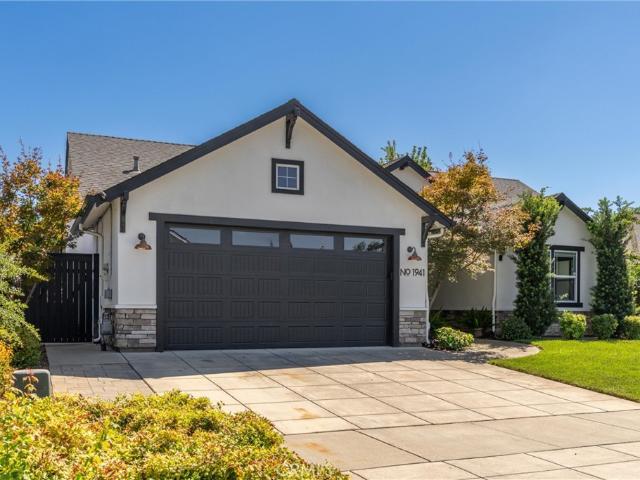 1941 Waxwing Way