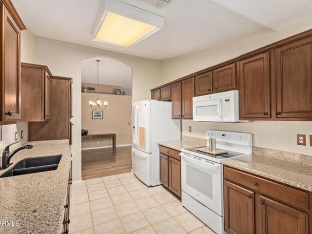 19426 N 84th Ave, Peoria, AZ 85382