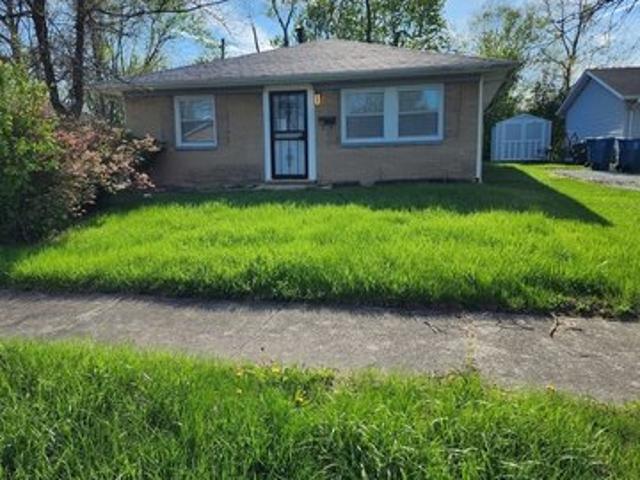 1942 Beacon Ct, Chicago Heights, IL 60411