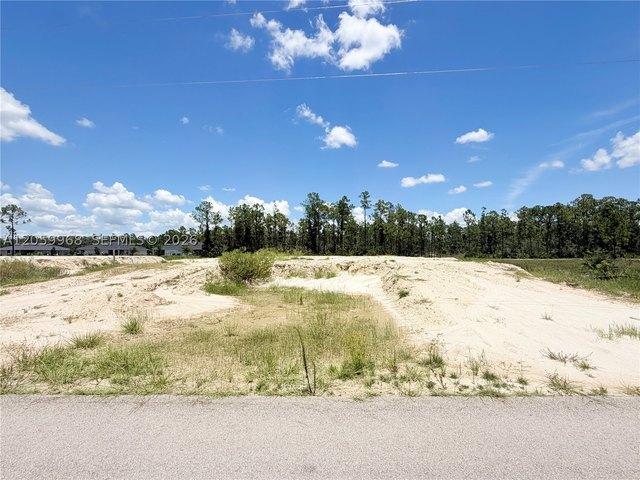 1942 Victor Ln, Lehigh Acres, FL 33972