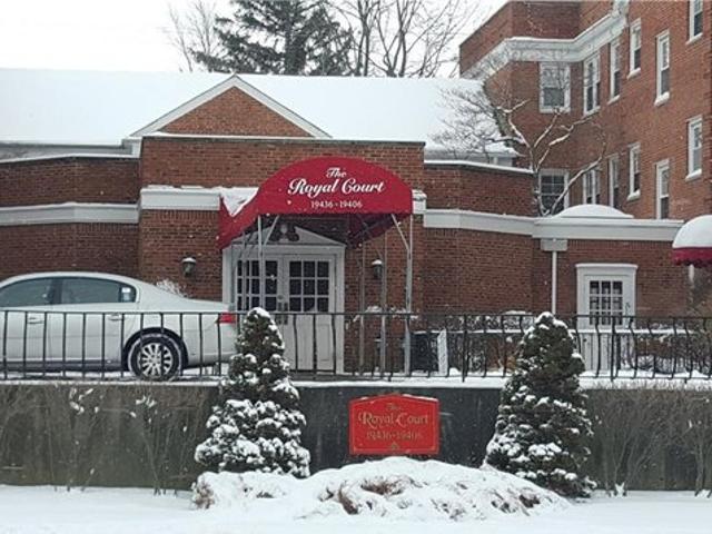 19436 Van Aken Blvd Apt 205, Shaker Heights, OH 44122