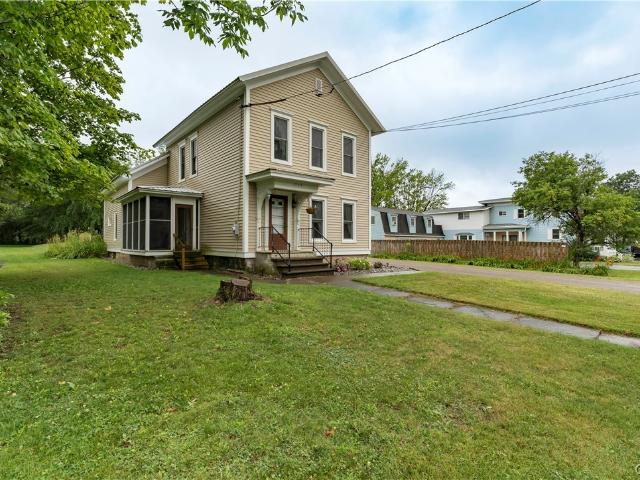 1943 Harwood Drive