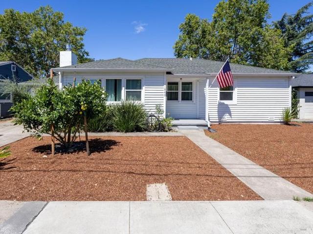 1943 Illinois Ave, Santa Rosa, CA 95401