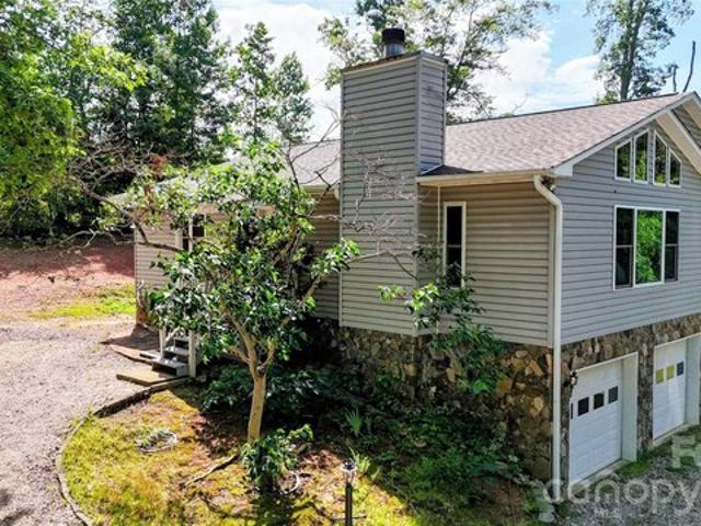 1943 Landrum Rd, Columbus, NC 28722