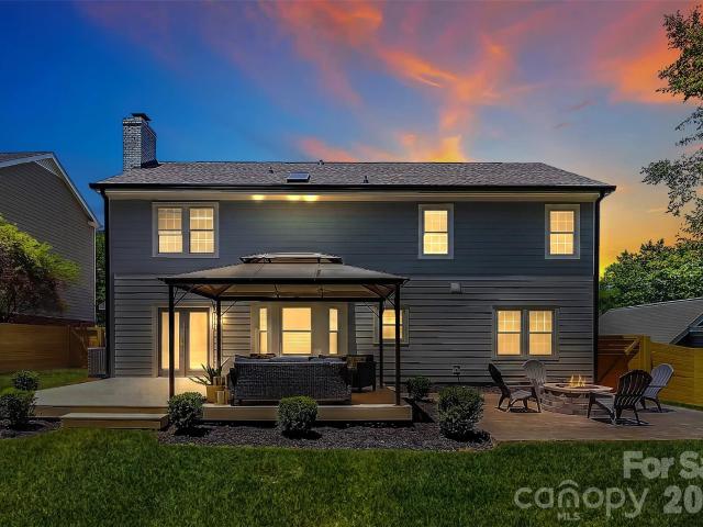 1943 Watlington Drive