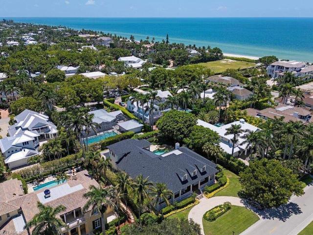 194 4th Ave N, Naples, FL
