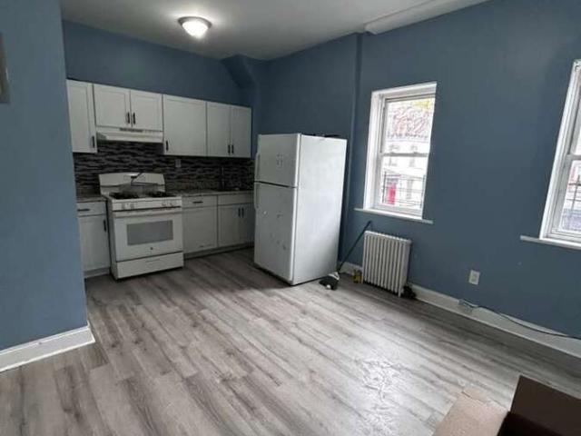 194 Buena Vista Ave, Yonkers, NY 10701, USA 914 429 0979