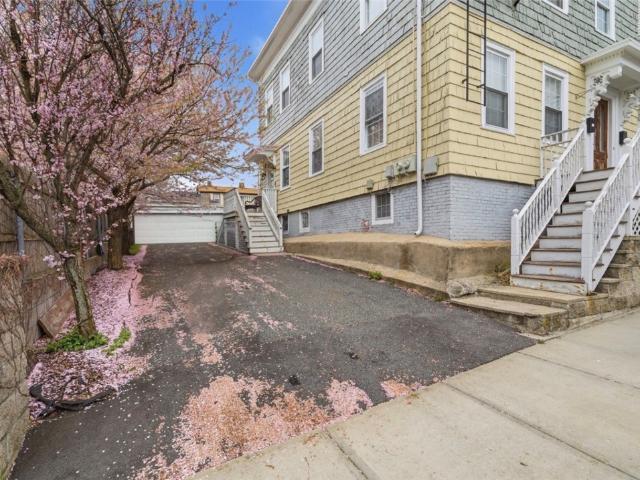 194 Gano Street
