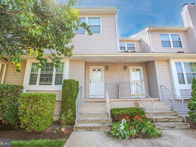 194 Driscoll Ct, Somerset, NJ 08873