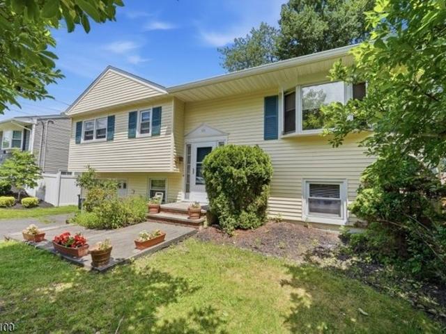 194 Elmwood Dr, Parsippany Troy Hills Township, NJ 07054