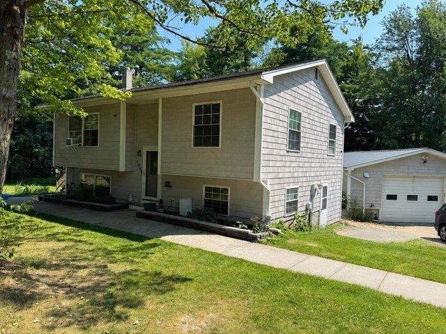 194 Fontaine Dr, Georgia, VT 05468