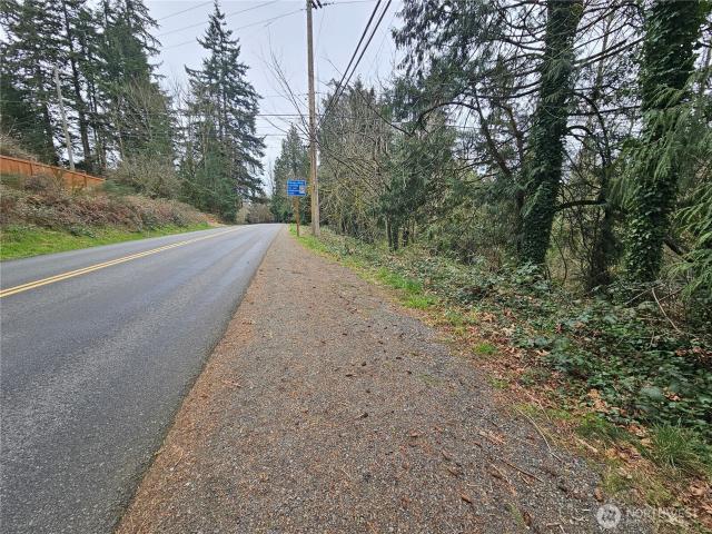 194 Forest Park Dr NE, Lake Forest Park, WA 98155 | MLS #2468