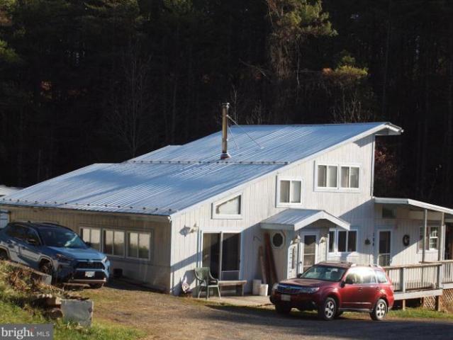 194 Falcon Ln, Sugar Grove, WV 26815