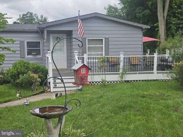194 Jacobstown New Egypt Rd Trlr 1, Wrightstown, NJ 08562