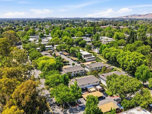 194 Oakbrook Cir, San Jose, CA 95139