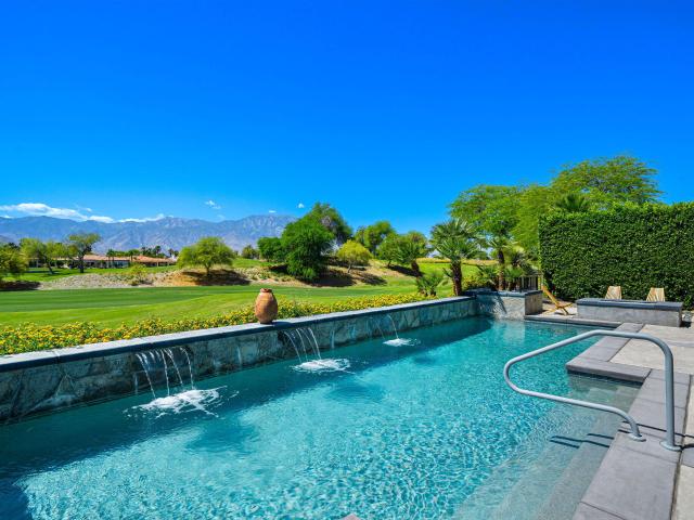 194 Loch Lomond Rd, Rancho Mirage, CA 92270 | MLS #219145 | Compass