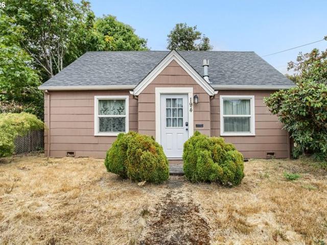 194 S Elm St, Canby, OR 97013