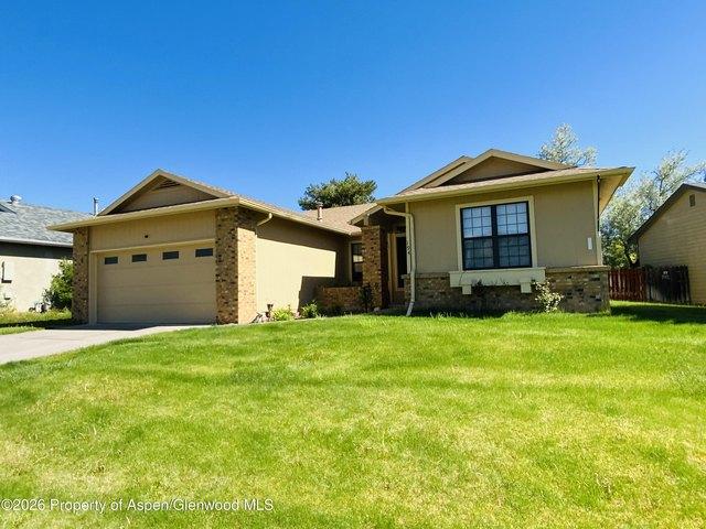 194 Sagemont Cir, Parachute, CO 81635