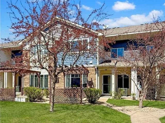 194 Shetland Ln, Lino Lakes, MN 55014