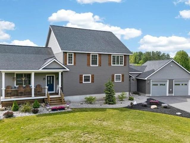 194 Sunrise Dr, Gloversville, NY 12078