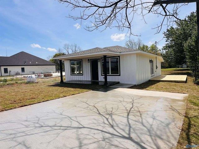 194 Washington Ave, New Hope, AL 35760