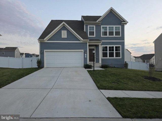 194 Triberg Dr, Charles Town, WV 25414