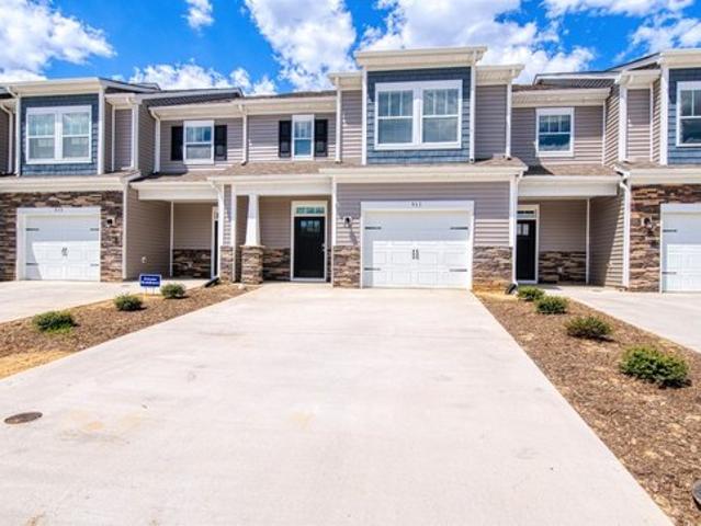194 Valley Breeze Rd, Fletcher, NC 28732