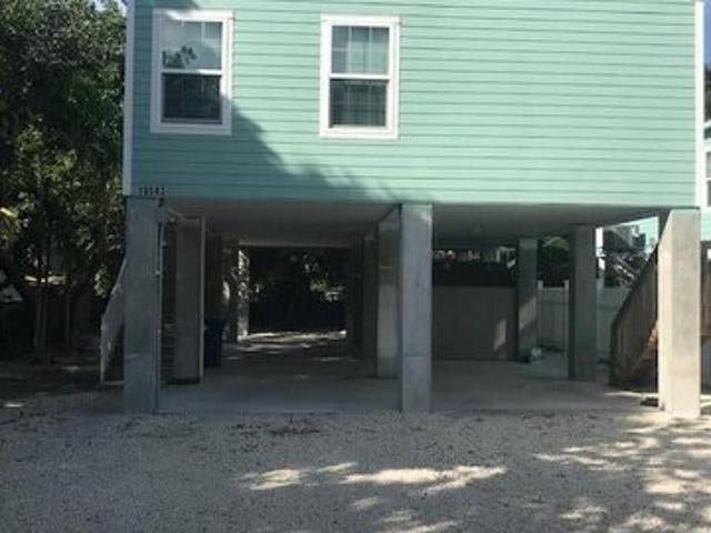 19543 Navajo St, Sugarloaf Key, FL 33042