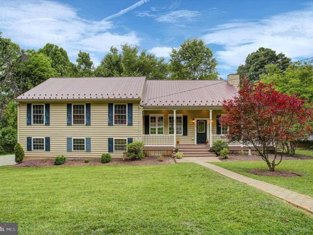 19540 Elk Ridge Dr, Keedysville, MD 21756