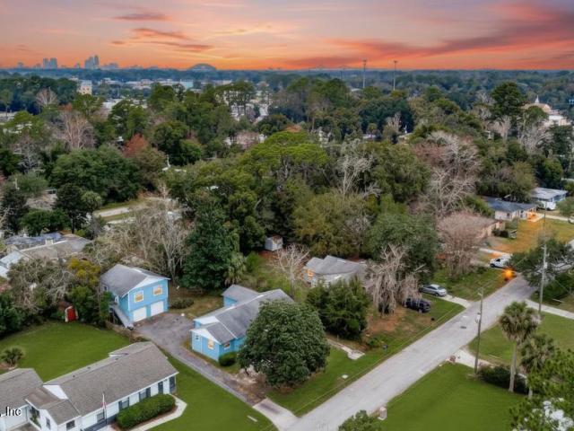 1954 Burkholder Cir E, Jacksonville, FL 32216 | MLS #2125