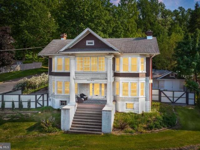 1954 Fairview Ave, Reading, PA 19606