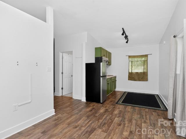 1954 Garibaldi Avenue