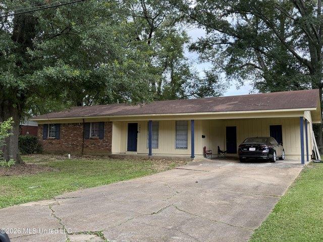 1954 Longwood Dr, Jackson, MS 39212